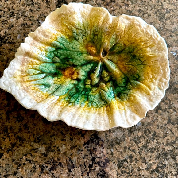 Griffin Smith and Hill | Art | Antique Griffin Smith Hill Etruscan Begonia Dish | Poshmark